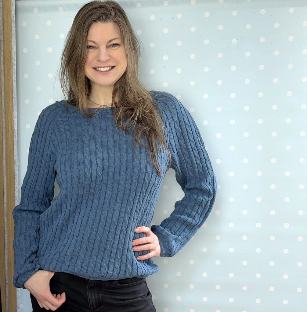 Pullover aus Strickstoff nähen GRATIS SCHNITTMUSTER | Strickpulli nähen | Nähanleitung | mommymade